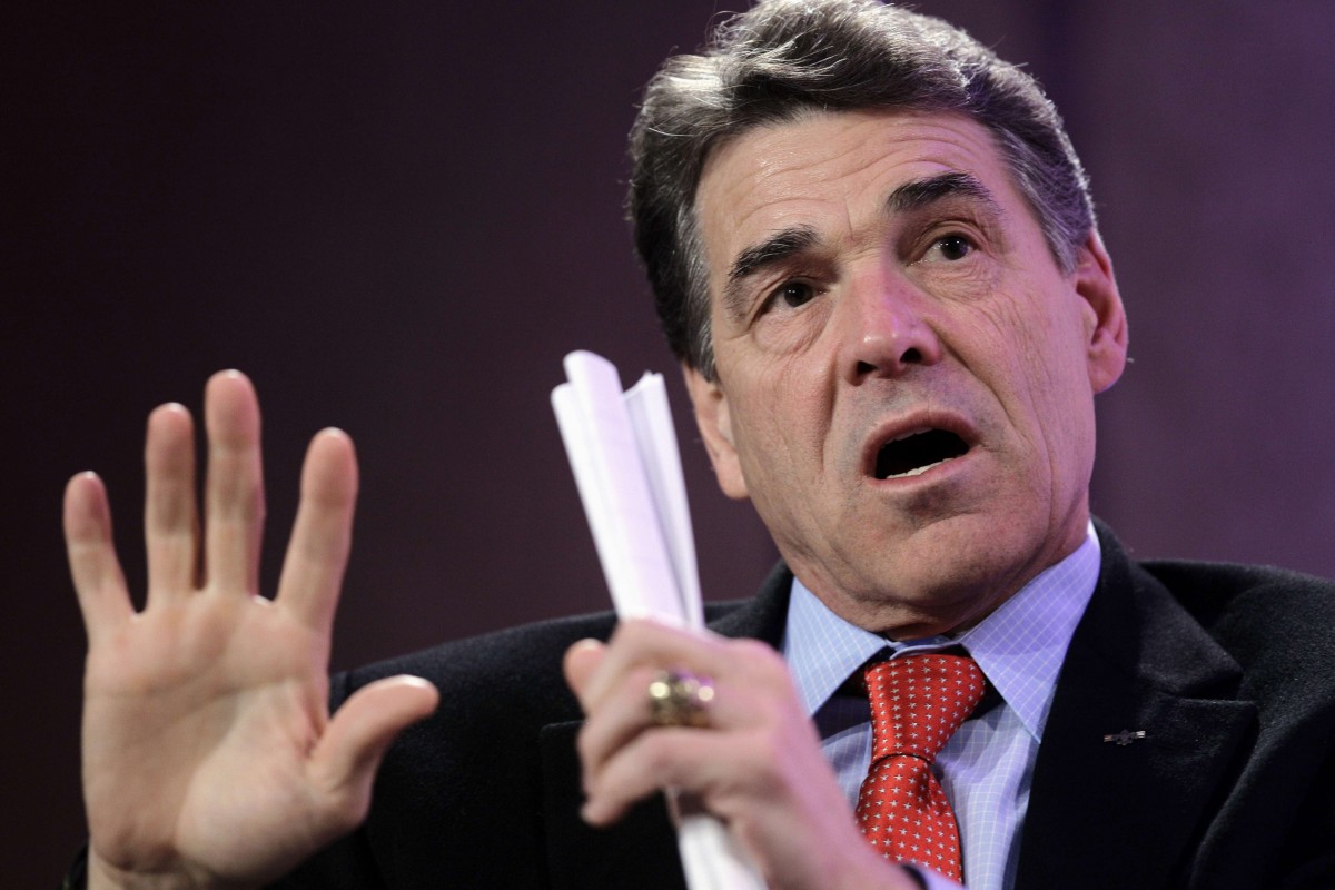 In this Jan. 18, 2012 file photo, Republican presidential candidate ...