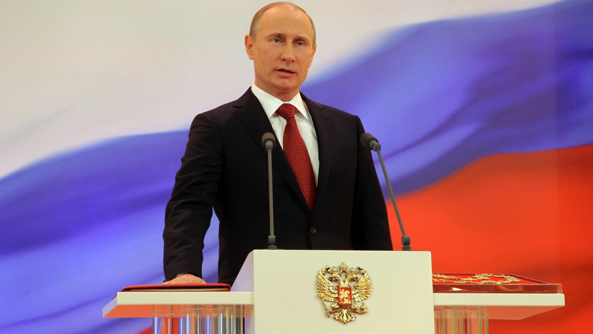Putin Sworn In As Russia's President For 6 Years
